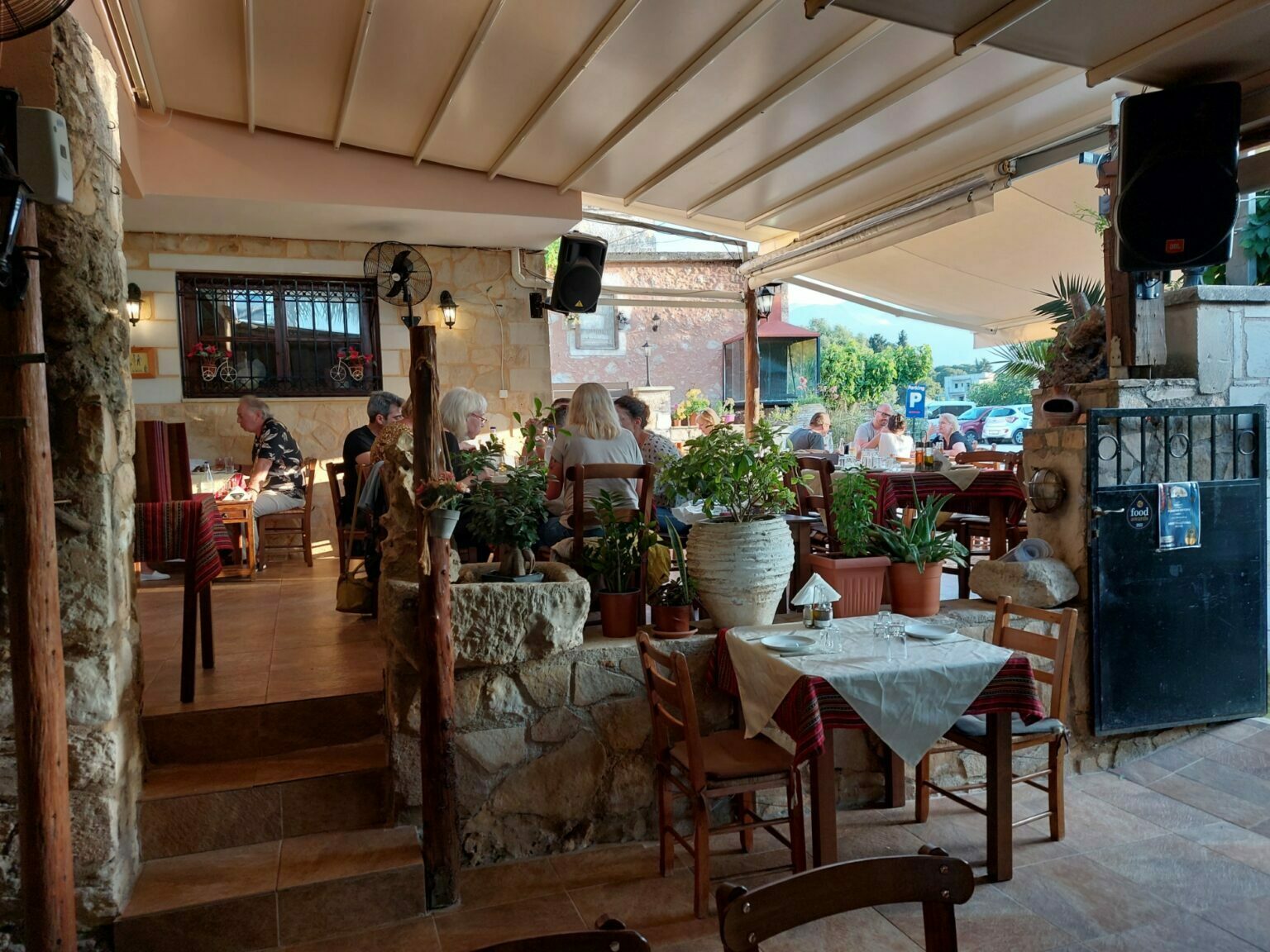 An Unforgettable Night At Parasia: A Cretan Taverna Delight